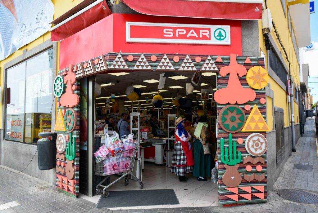 SPAR CELEBRA EL DÍA DE CANARIAS EN LAS TIENDAS DE LA ISLA - SPAR